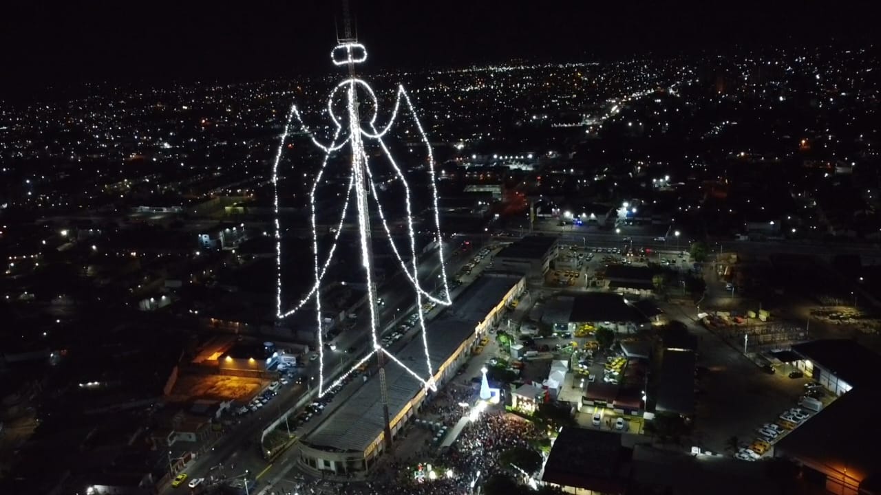 Encendido el Ángel de Amparo icono de tradición y paz para los zulianos ...